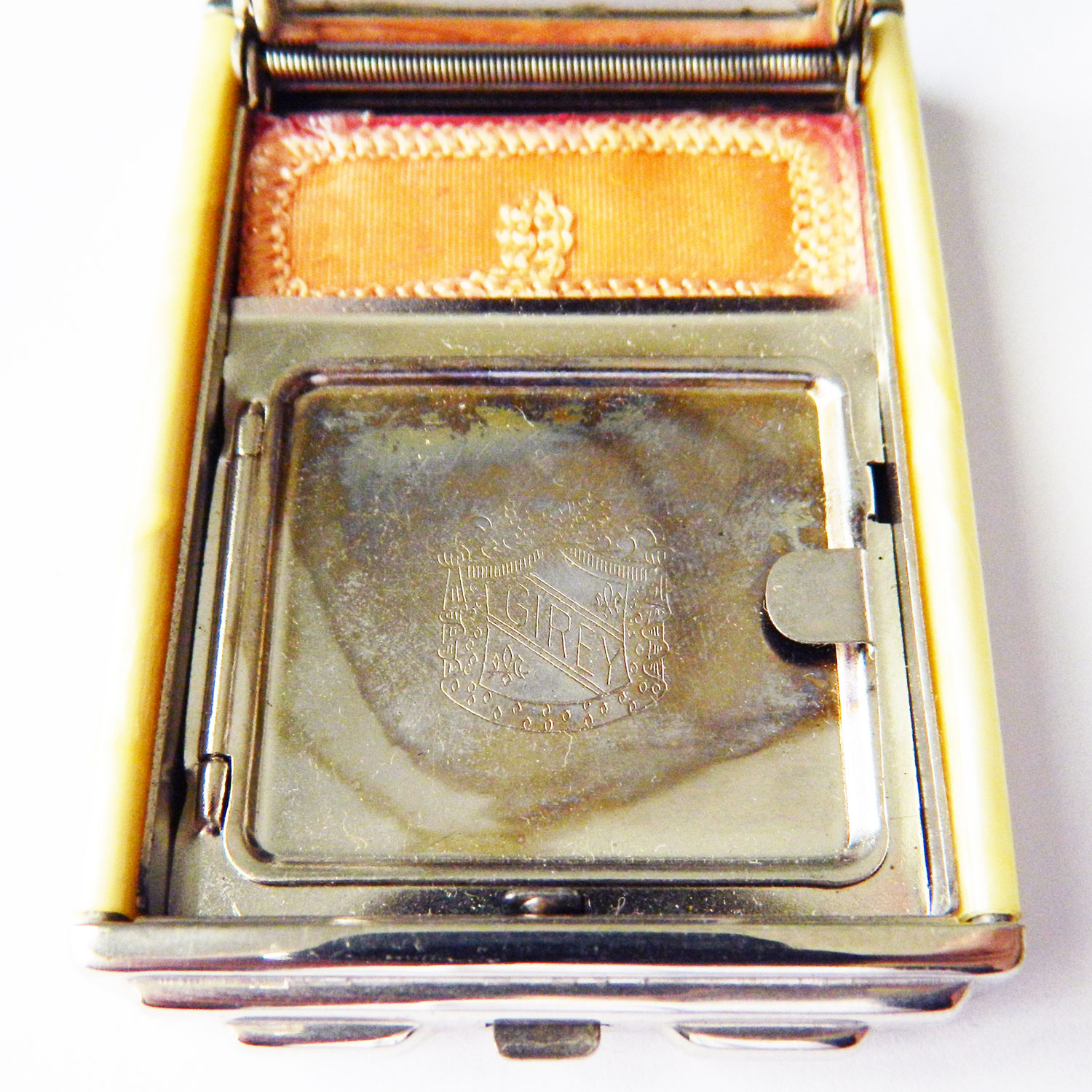 1920s Art Deco enameled compact